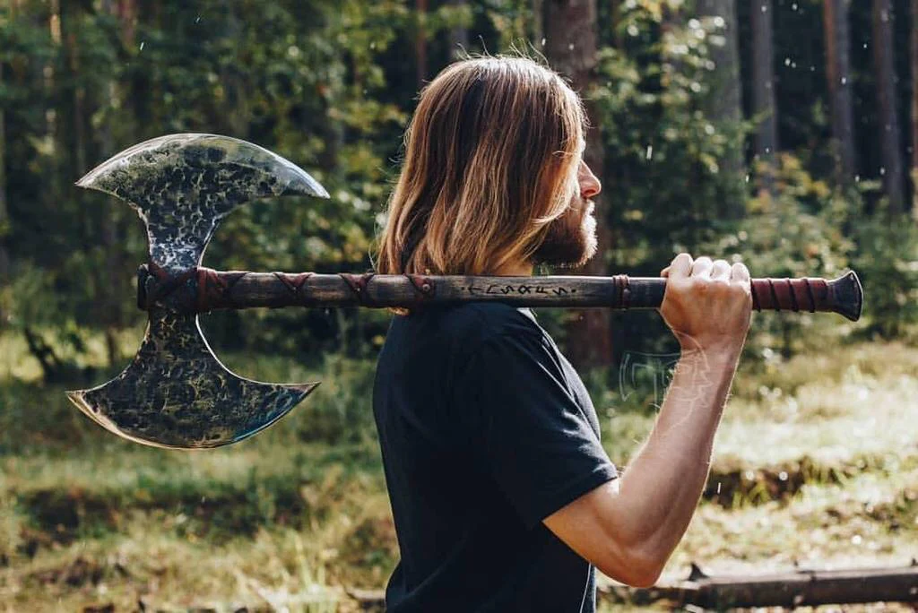 The History of Double Bit Axes | axethrowingpro.com